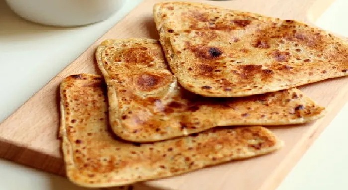 जीरा अजवाइन पराठा बनाने की विधि | Jeera Ajwain Parathas Recipe in Hindi