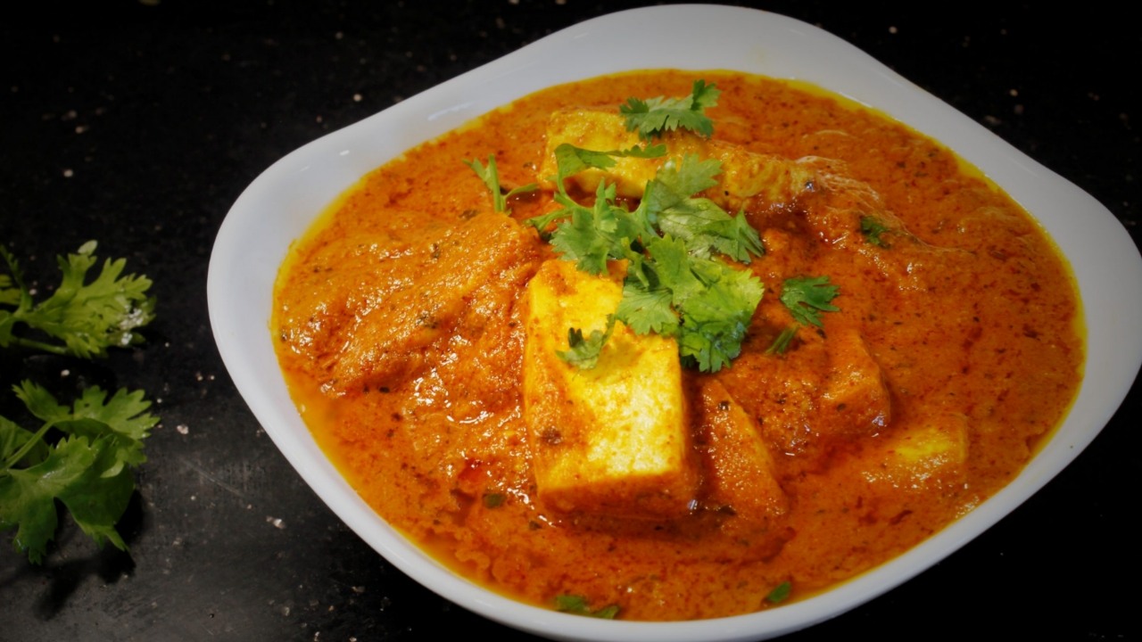 शाही पनीर सब्जी बनाने की विधि | Shahi Paneer Sabji Recipe in Hindi