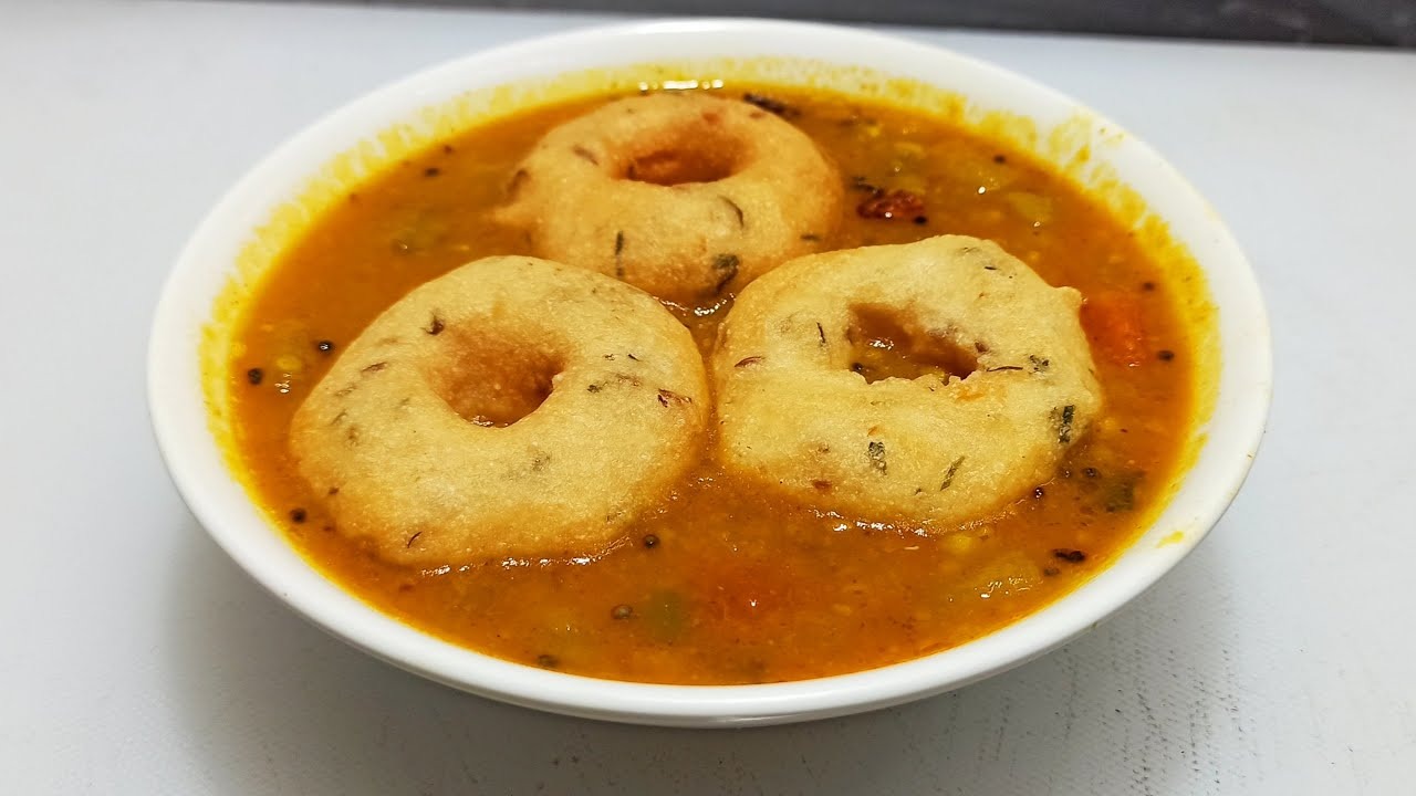 सांबर वड़ा बनाने की रेसिपी इन हिंदी | Sambar vada recipe in Hindi