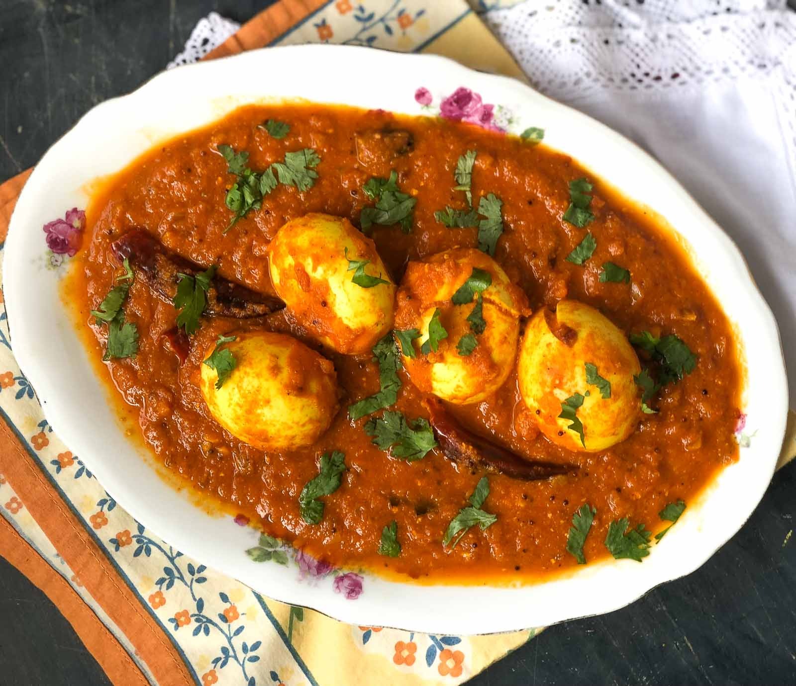 स्वादिष्ट अंडा करी बनाने की रेसिपी इन हिंदी। | Delicious Anda curry ...