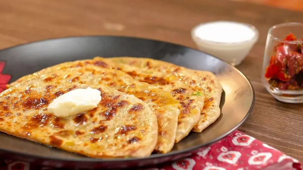 स्वादिष्ट वेजिटेबल परांठा रेसिपी हिंदी में । Delicious Vegetable ...